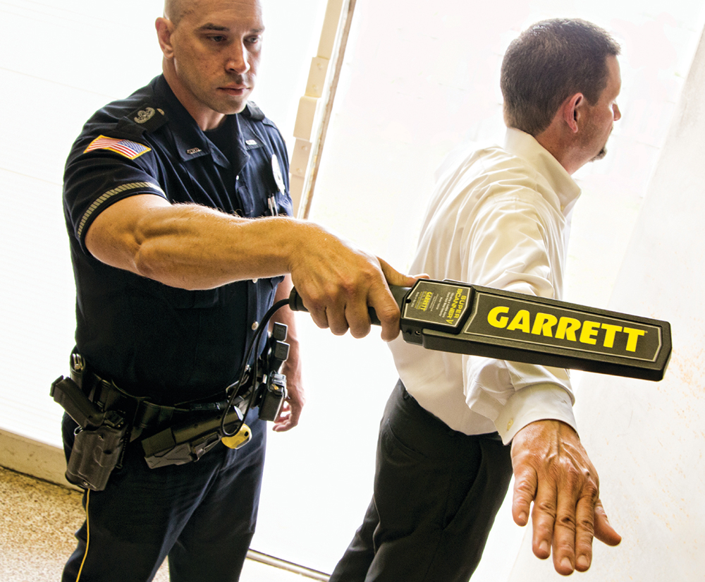 Explore Hand-Held Metal Detectors Trusted For Police & Law Enforcement